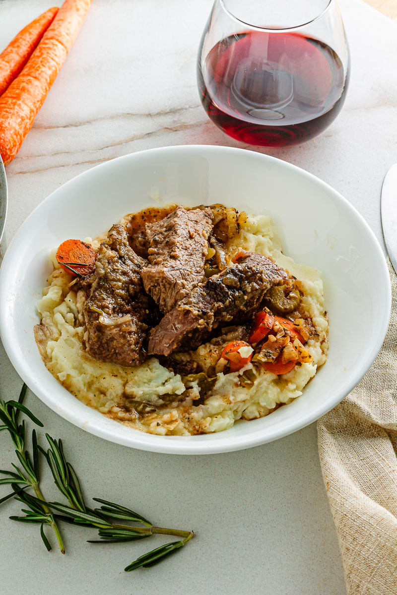 Ultimate Italian Short Ribs (Braised Beef Ribs) - Delectable Food Life